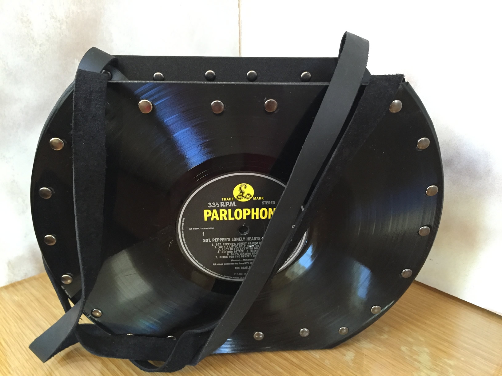 Beatles Original Record Purse:The Beatles - Sgt. Pepper's Lonely Hearts ...