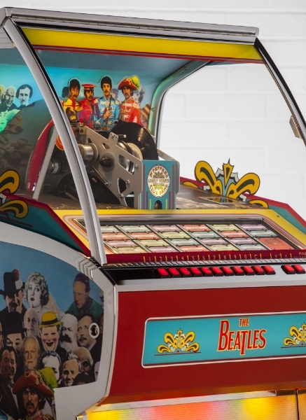 Sgt. Pepper's Vinyl 45 Jukebox -Beatles Fab Four Store Exclusively ...