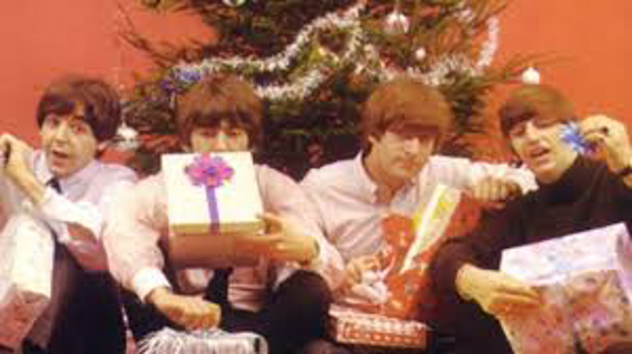The Beatles - A Day in The Life: December 25, 1968 -Beatles Fab Four ...